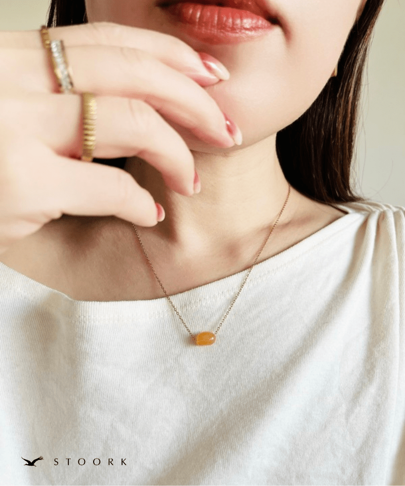 Petite Orange Gem Necklace | 金属アレルギー対応アクセサリー通販ショップstoork(ストーク)