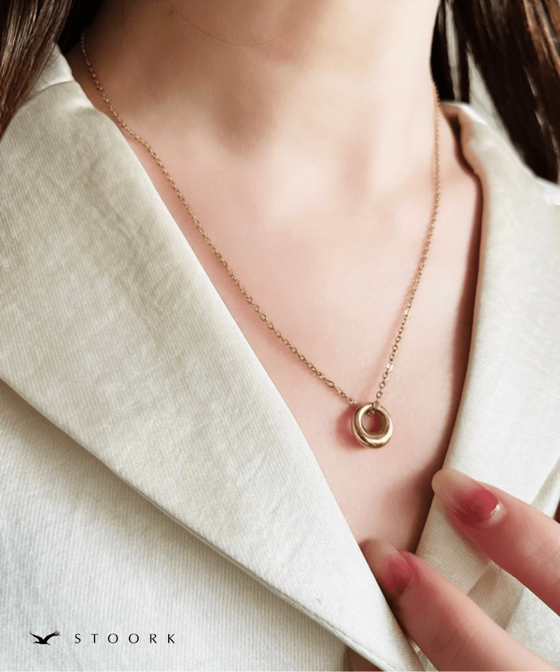 Tiny Round Charm Necklace | 金属アレルギー対応アクセサリー通販ショップstoork(ストーク)